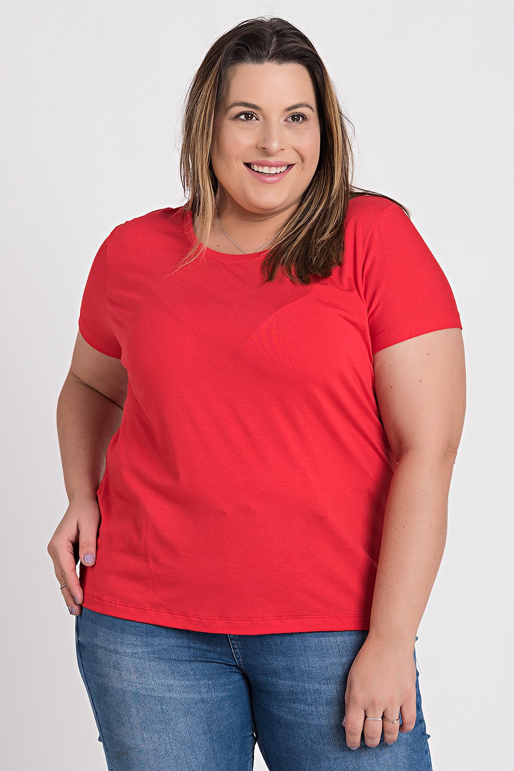 T-shirt Feminina Plus Size Visco Básica Decote Redondo - Serena