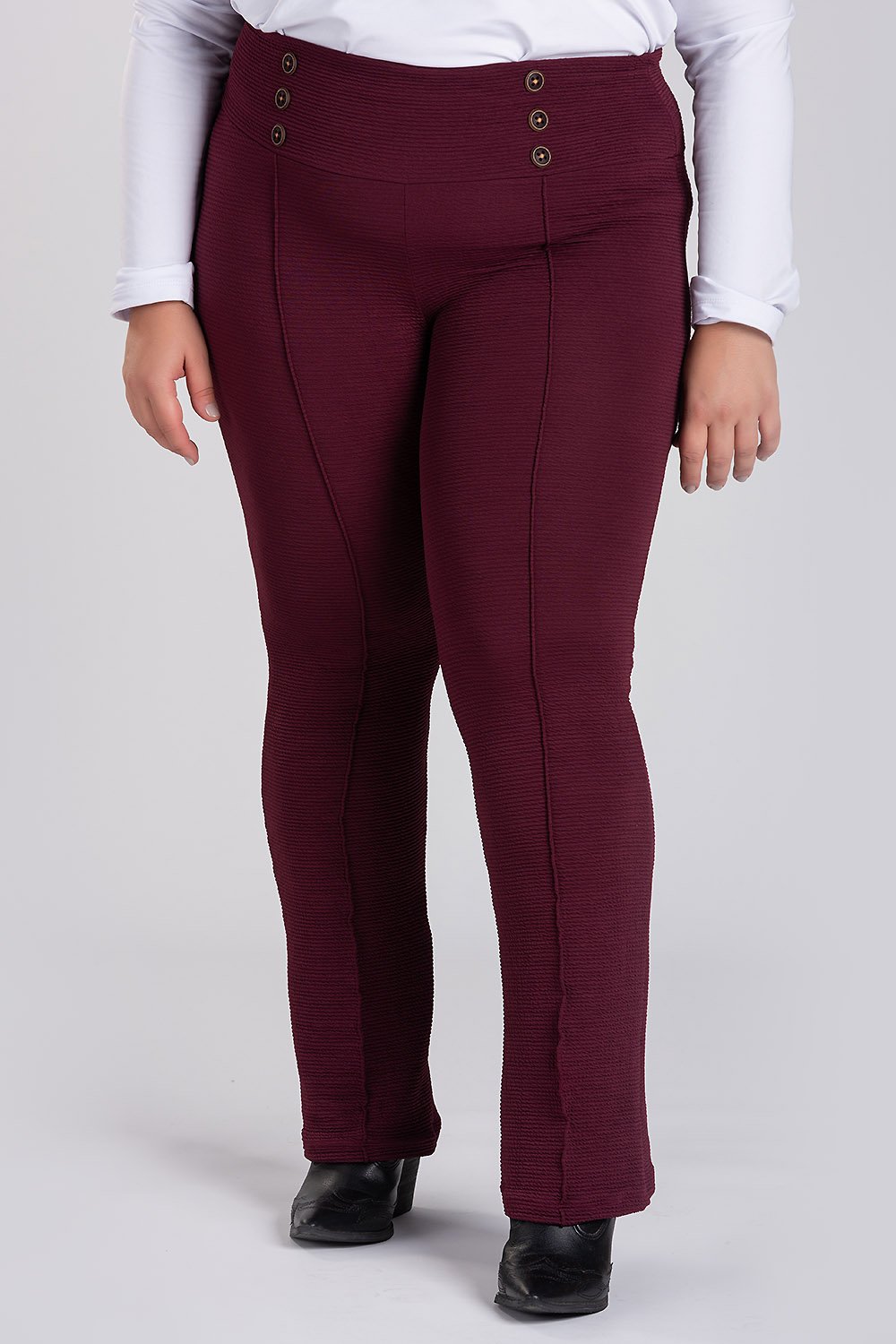 Calça Montaria Plus Size Flare Detalhes Botão Cós Malha Turim Trapeado ...